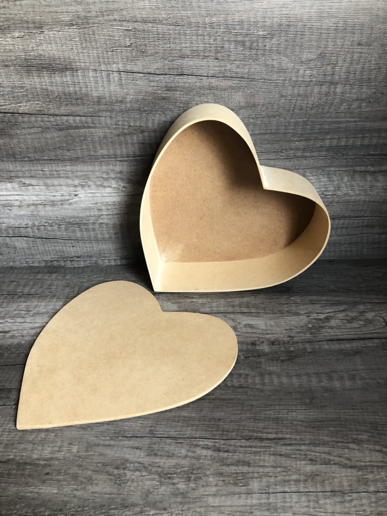 CAJA CORAZÓN – MADERITAS